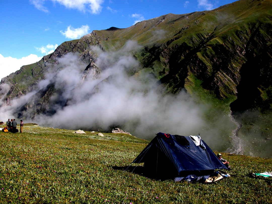 Top 25 Places to Visit in Manali , Himachal Pradesh - HikerWolf